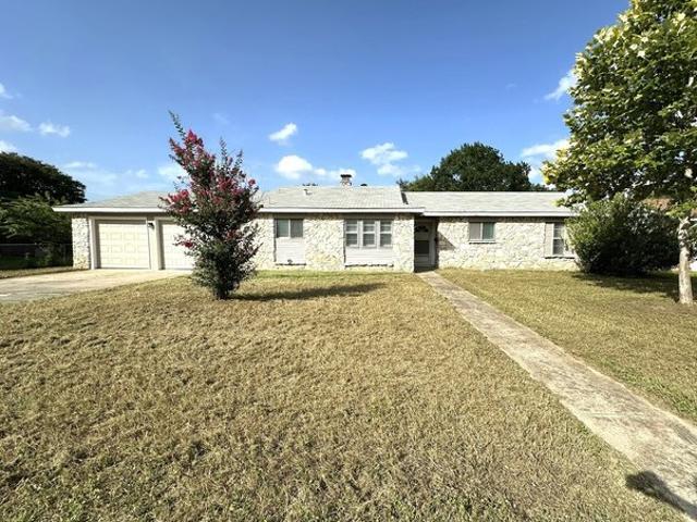 129 Cloverleaf Dr, Schertz, TX 78154