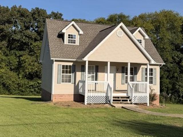 129 Apple Valley Ct NE, Charleston, TN 37310
