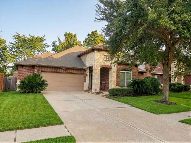 129 Autumn Forest Ln, Conroe, TX 77384