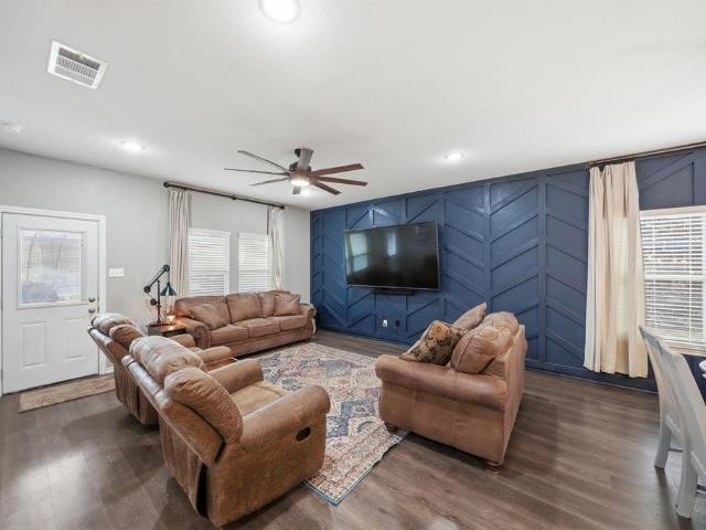 129 Banner Avenue