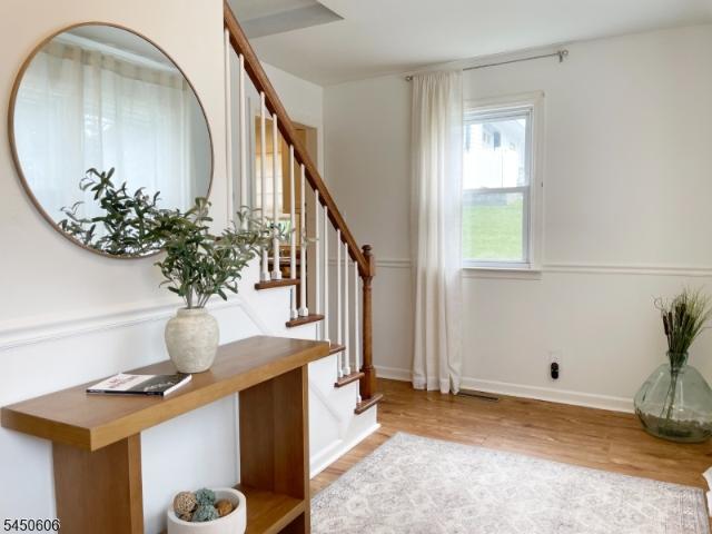 129 Bell Ave