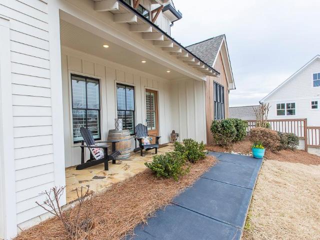 129 Blue Heron Bluff