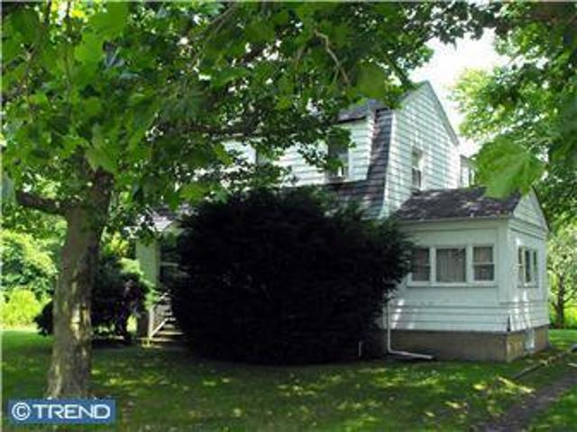 129 Buck Rd, Glassboro, NJ 08028