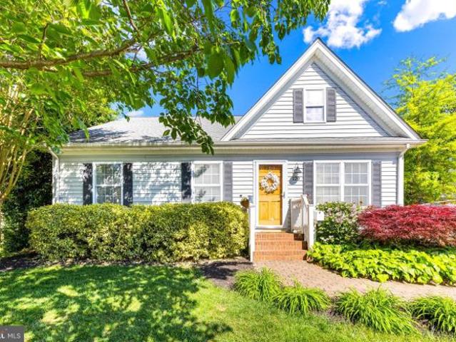 129 Gibson Rd, Annapolis, MD 21401