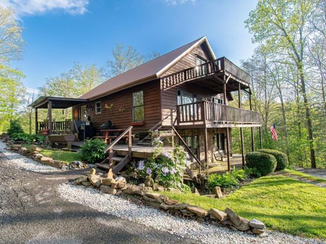 129 Douglas Holw, Olive Hill, KY 41164