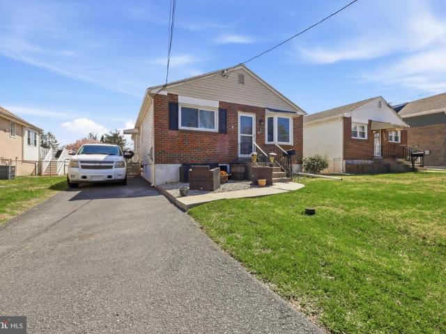 129 E Maple Avenue