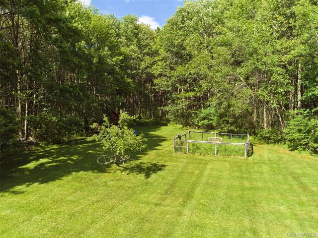 129 Elk Point Road