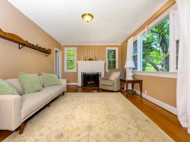 129 Forbes Street