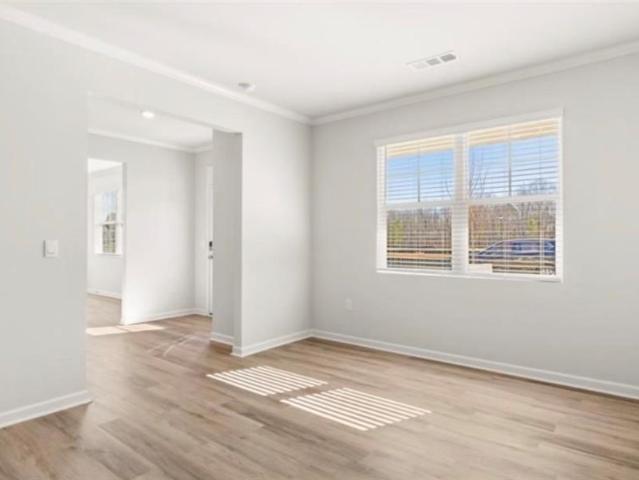 129 King Village