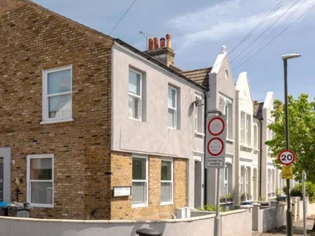 129 Haydon Park Road, Wimbledon, SW19 8JH, United Kingdom | 2 bed house for rent #168152475 | Rentberry