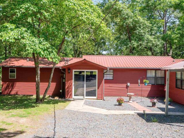 129 Jordan Lane