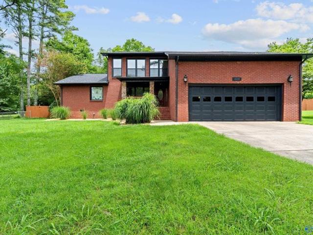 129 Jacque Jim Dr NE, Huntsville, AL 35810