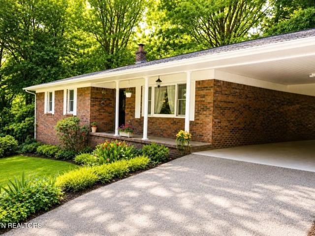 129 Jefferson St, Harrogate, TN 37752