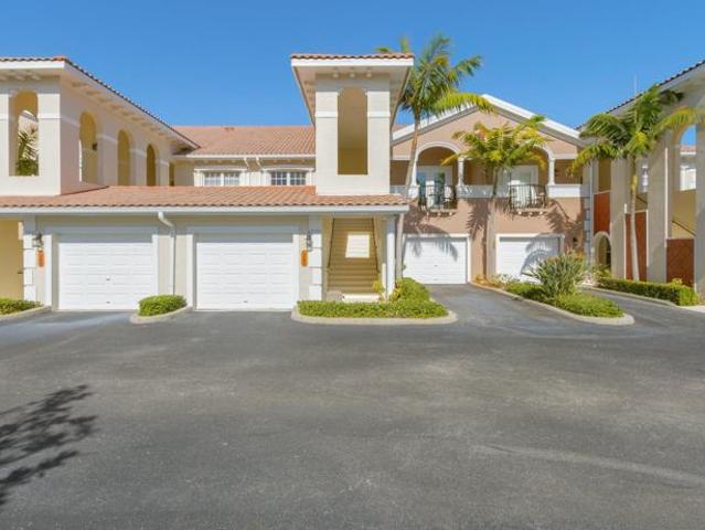 129 Lancha Cir #203, Satellite Beach, FL 32937