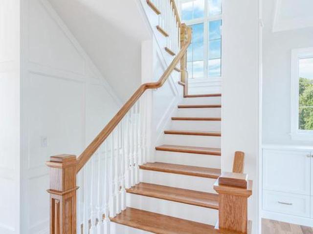 129 Lexington Manor