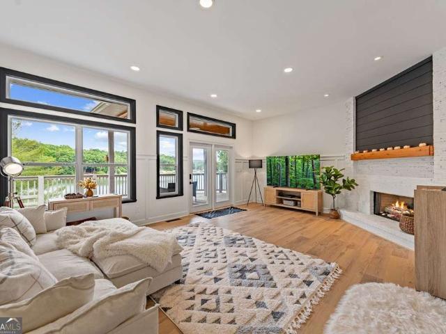 129 Mountain View Lane