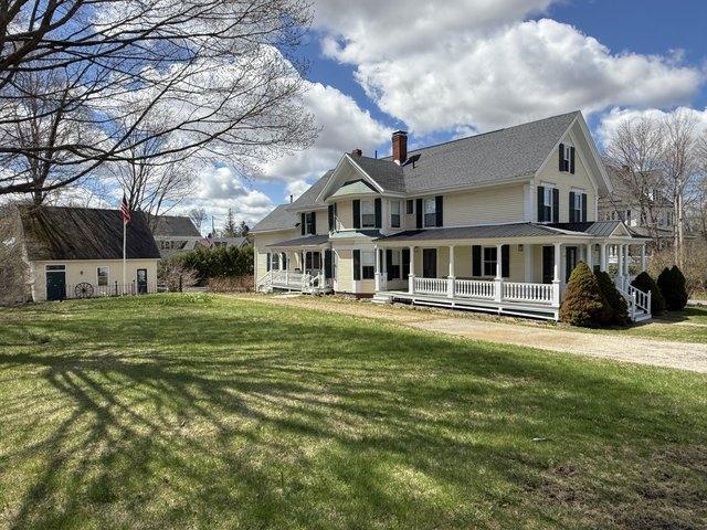 129 Main St, Houlton, ME 04730