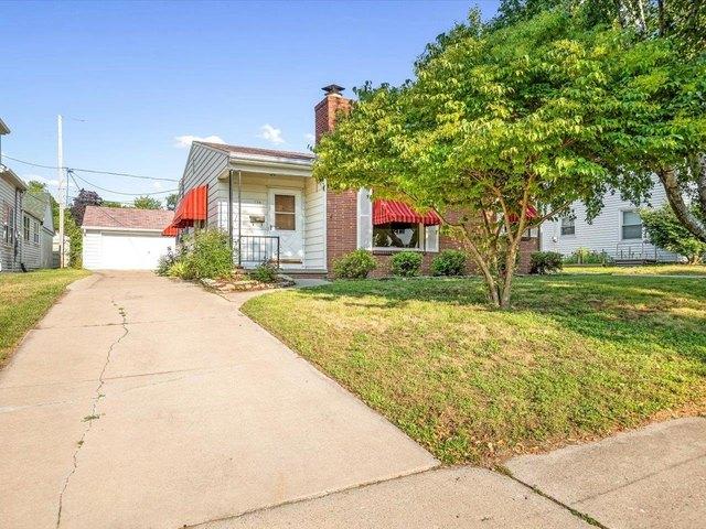 129 N 90th St, Milwaukee, WI 53226