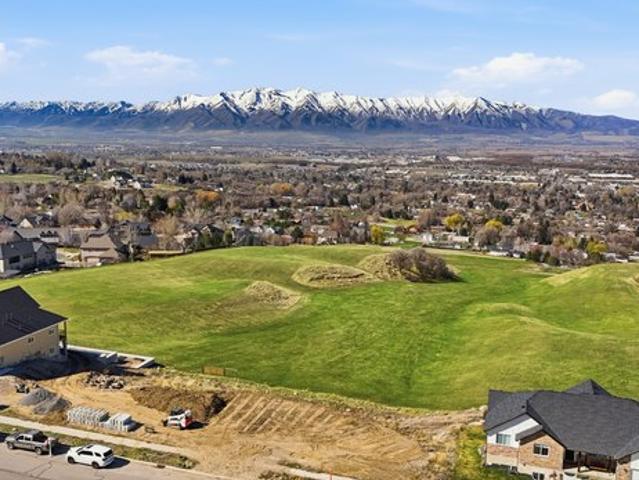 129 N Sherwood Dr Unit 5, Providence, UT 84332