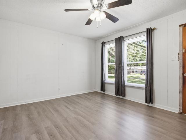 129 Napier Dr