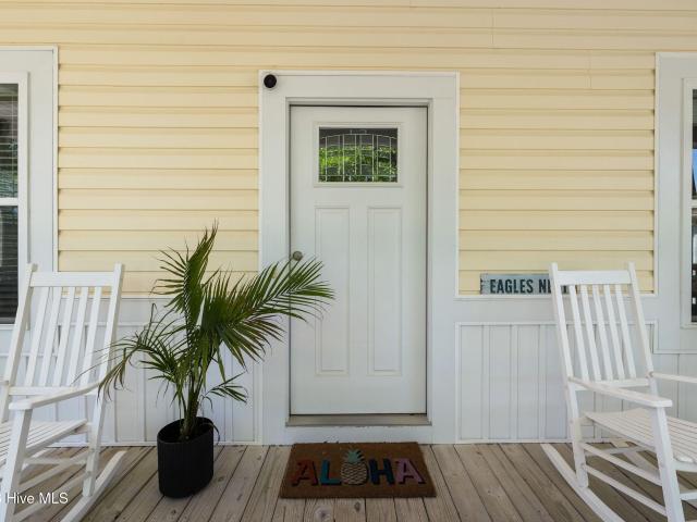 129 NE 8th St, Oak Island, NC 28465 | MLS #100568