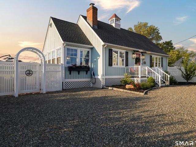 129 Nehantic Trl, Old Saybrook, CT 06475