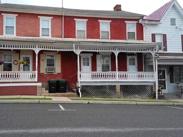 129 S Warren St, Orwigsburg, PA 17961