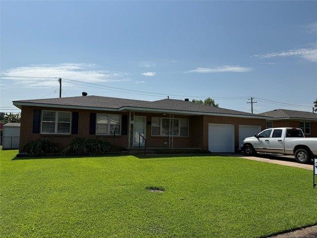 129 S Camden St, Muskogee, OK 74403