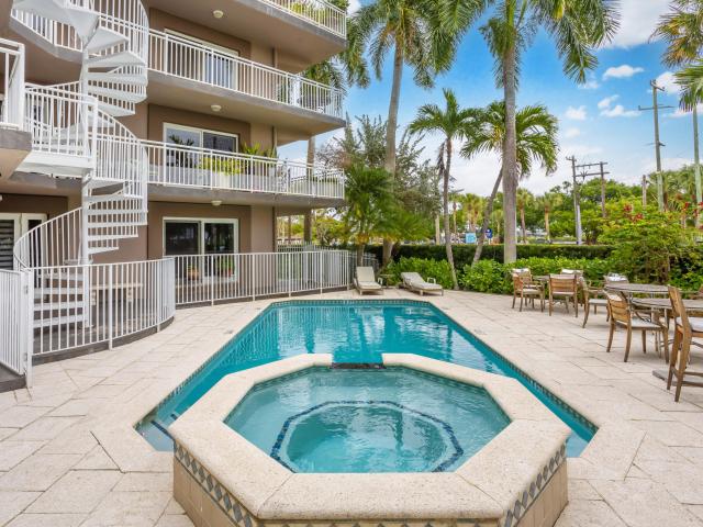 129 S Golfview Rd, Unit 2, Lake Worth Beach, FL 33460 | MLS #R11155 | Compass
