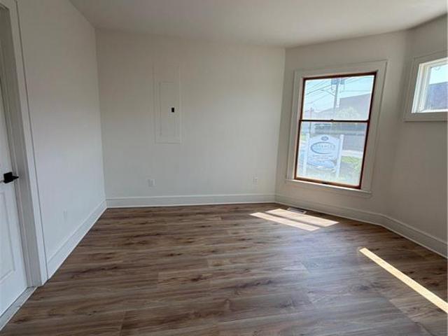 129 S Plainfield Avenue 1