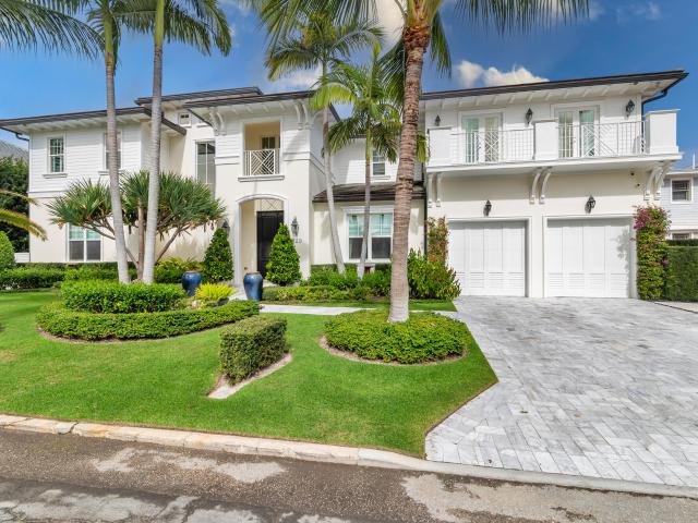 129 Santa Lucia Dr, West Palm Beach, FL 33405 | MLS #R11160
