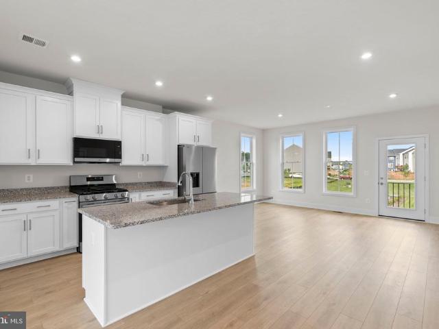 129 Sapphire Street