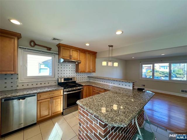 129 Scoles Ave, Unit 1, Clifton, NJ 07012 | MLS #4019 | Compass