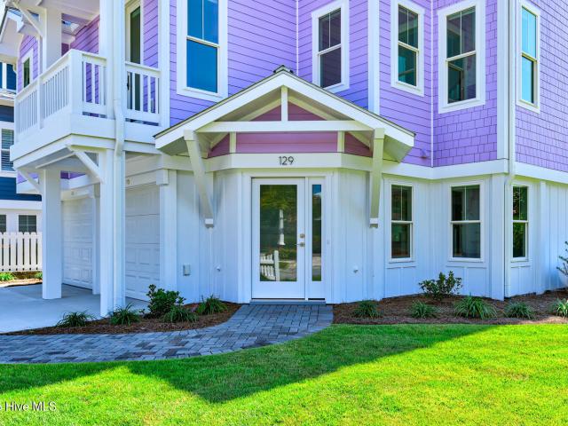 129 Seawatch Way