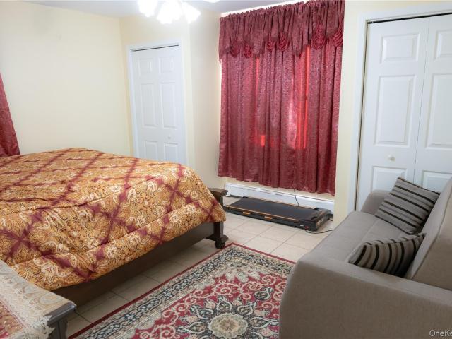 129 Stewart St, Elmont, NY 11003 | MLS #948585
