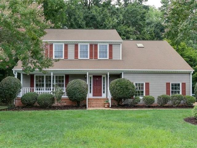 129 Stone Lake Ct, Yorktown, VA 23693
