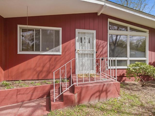 129 Suzanne Ave, Vadnais Heights, MN 55127 | MLS #7063 | Compass