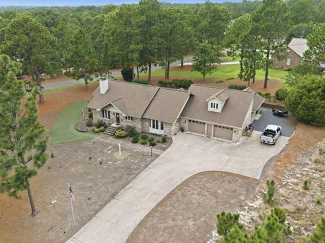 129 Swaringen Dr, Seven Lakes, NC 27376