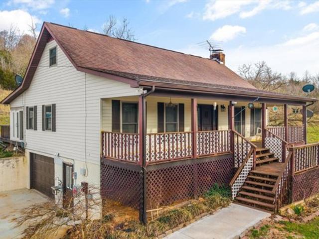 129 Pleasant Hill Rd, Sweetwater, TN 37874
