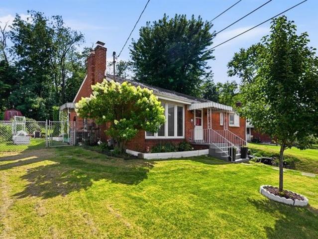 129 Rosemont Dr, Coraopolis, PA 15108
