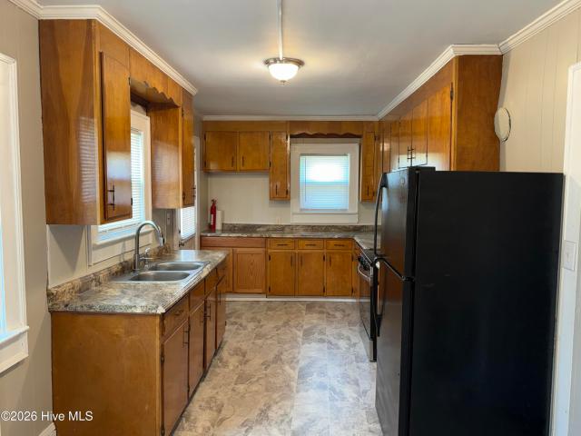 129 W 6th Street