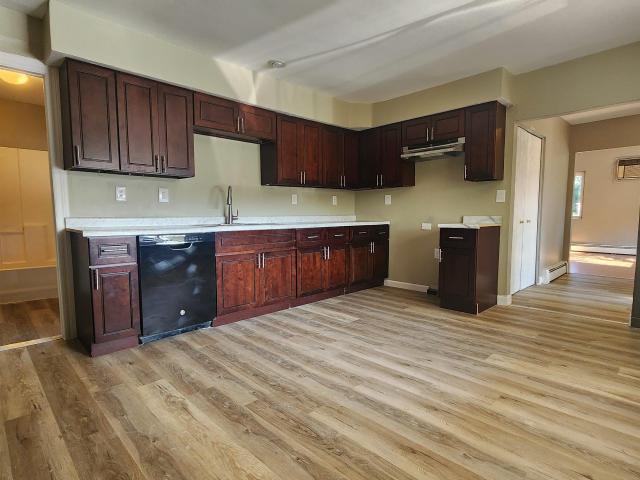129 W Walnut Street