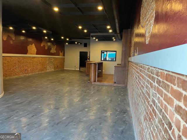 129 W Main Street