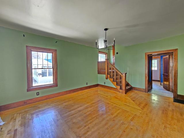 129 W Stimson Street