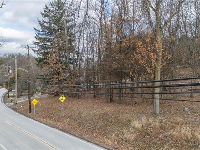 129 Woodham Rd, Sewickley, PA 15143