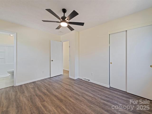 129 Willow Brook Rd, Hendersonville, NC 28792 | MLS #4324