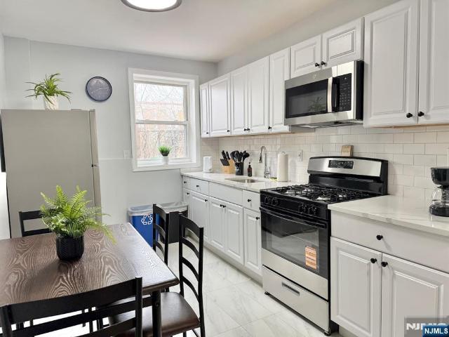 12 68th Street