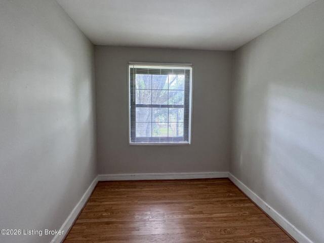 12 1/2 College Ct