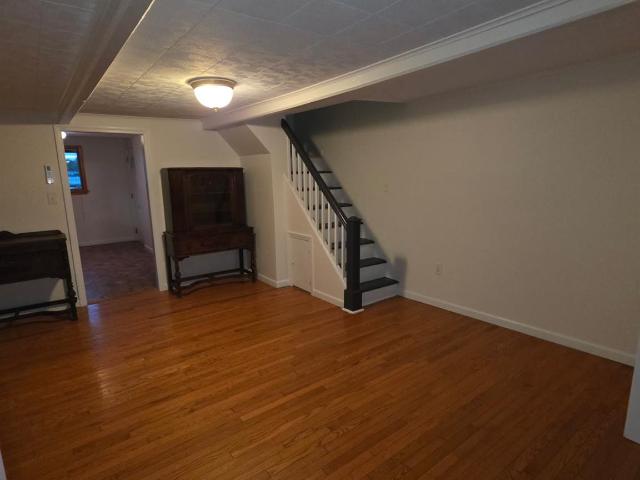 12 14 West 5th Road | Compass