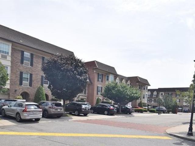 12 27 Diane Pl Unit 196U, Bayside, NY 11360